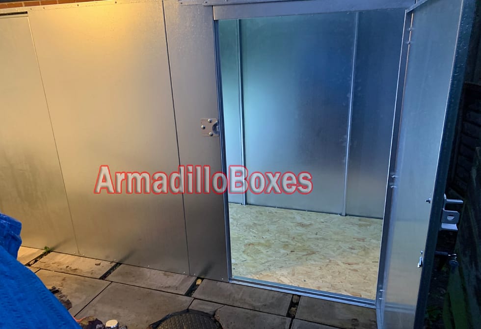 16ft long 4ft wide storage unit with front and side access door at £0. ...